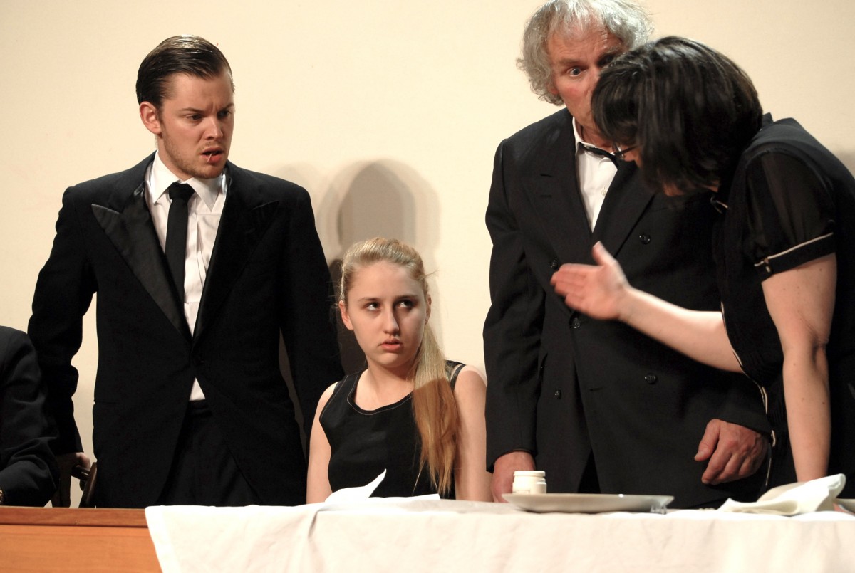 Eine Familie « Basler Lehrer*innentheater